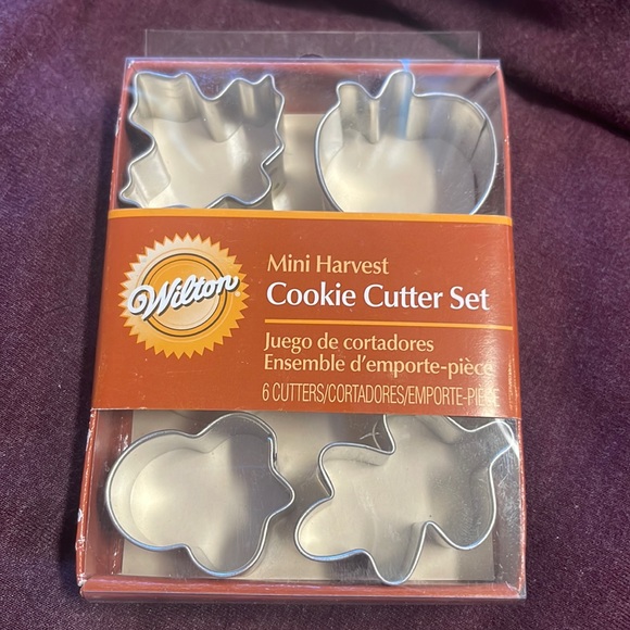 Wilton | Kitchen | Wilton Mini Harvest Cookie Cutter Set | Poshmark